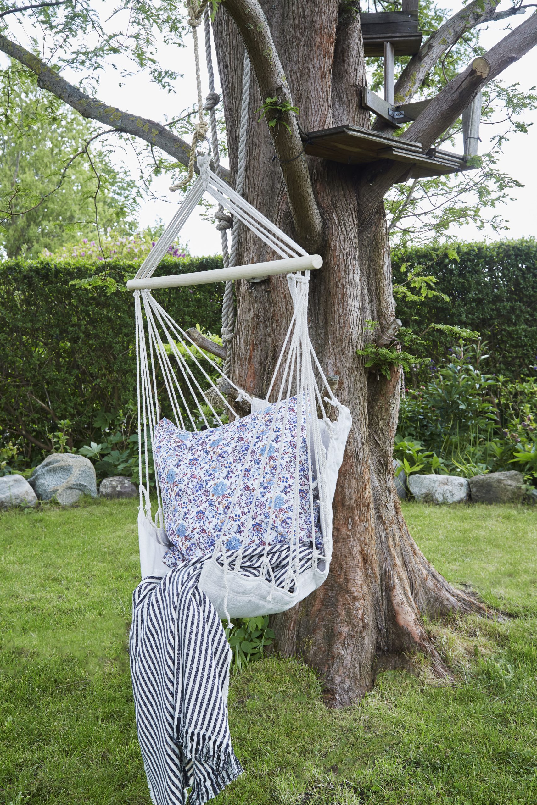 Denne kolonihave har det hyggeligste uderum og solskin indenfor | woman.dk