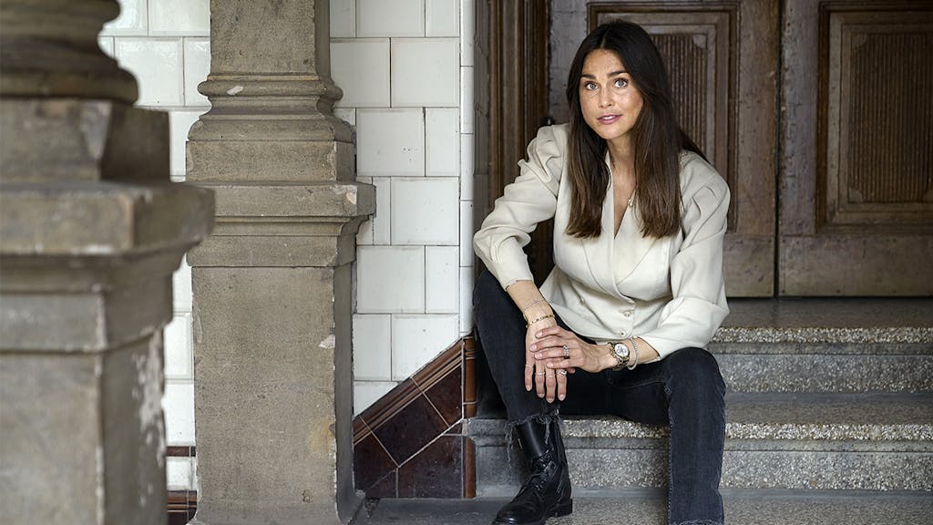 Katherine Diez reagerer: "Jeg har mistet min karriere og min elskede ...