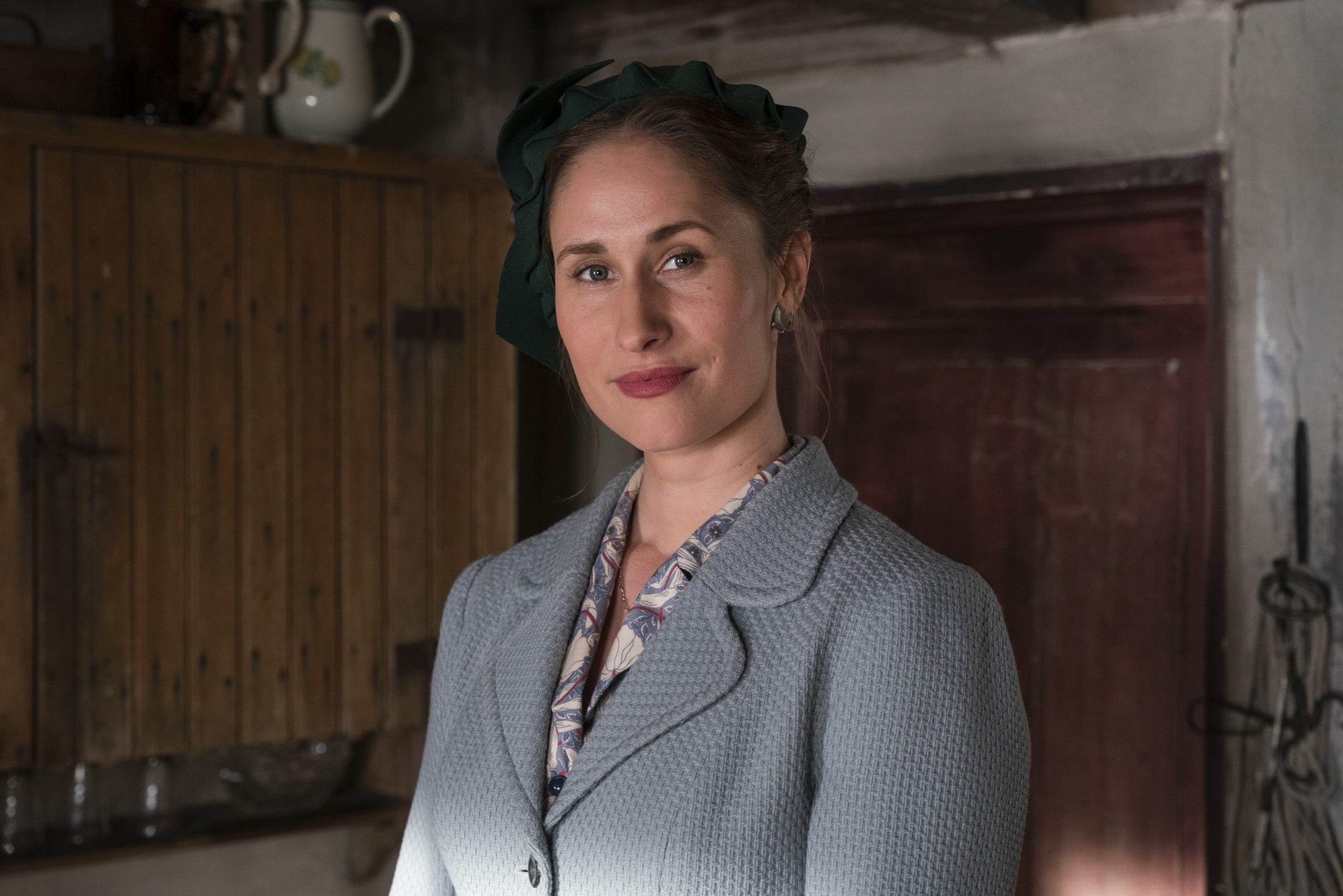 Hvem medvirker i Badehotellet 2024? Se listen over skuespillerne her ...