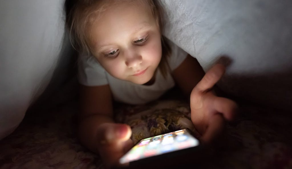 Barn syg igen? Dansk virksomhed indfører ubegrænset antal barnets ...