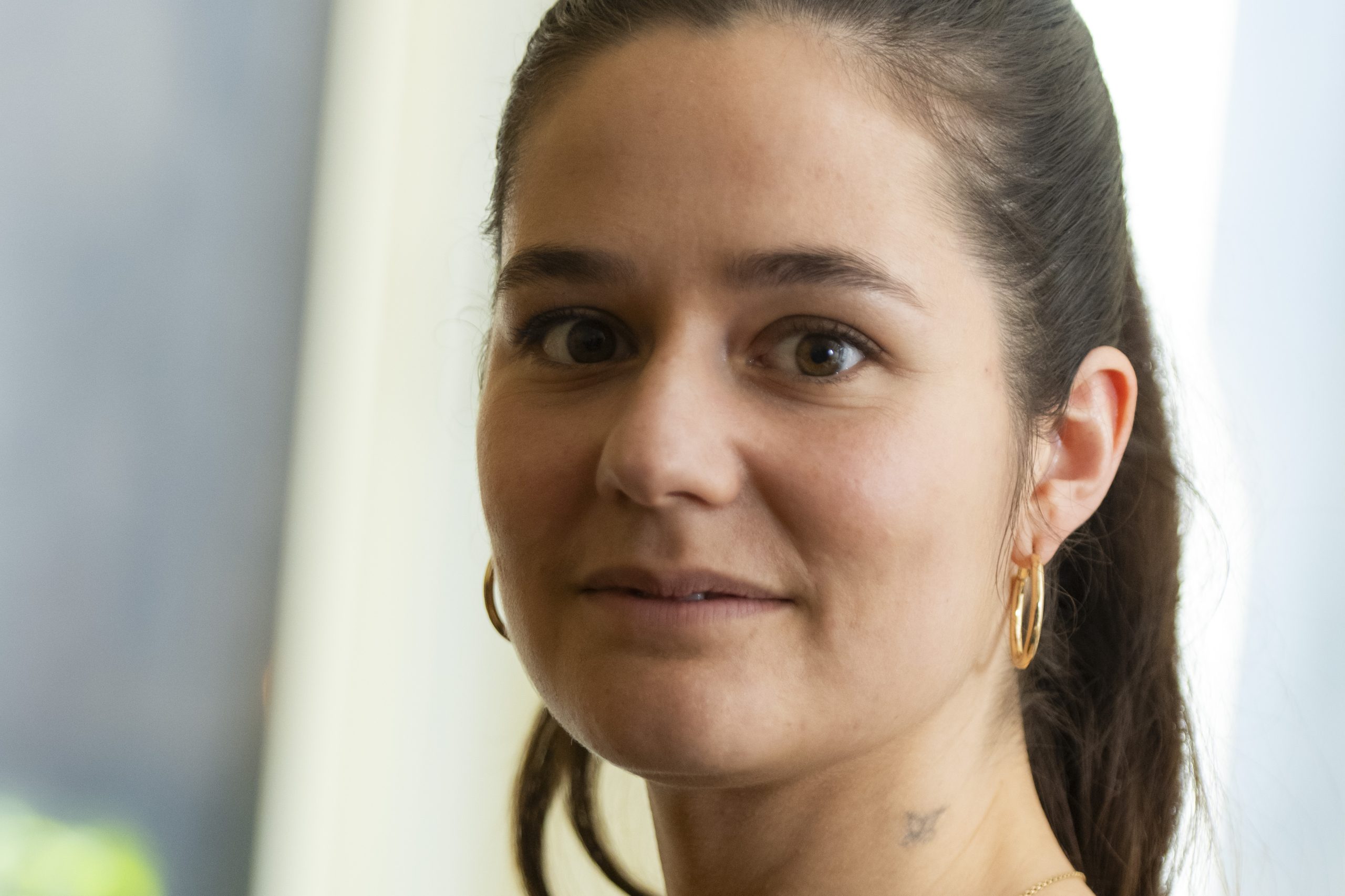 Familier som vores: Se de 15 medvirkende skuespillere | woman.dk