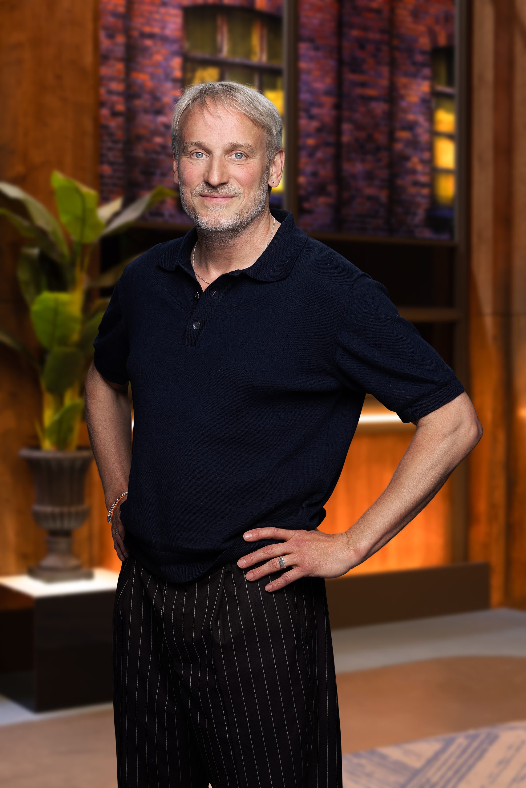 'LOL: Den der ler sidst 2024': Se de 10 deltagere her | woman.dk