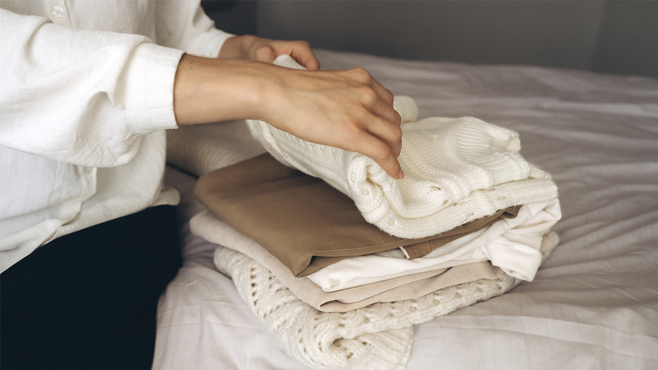 Aflever brugt tøj og få penge for det: Se 9 steder her | woman.dk