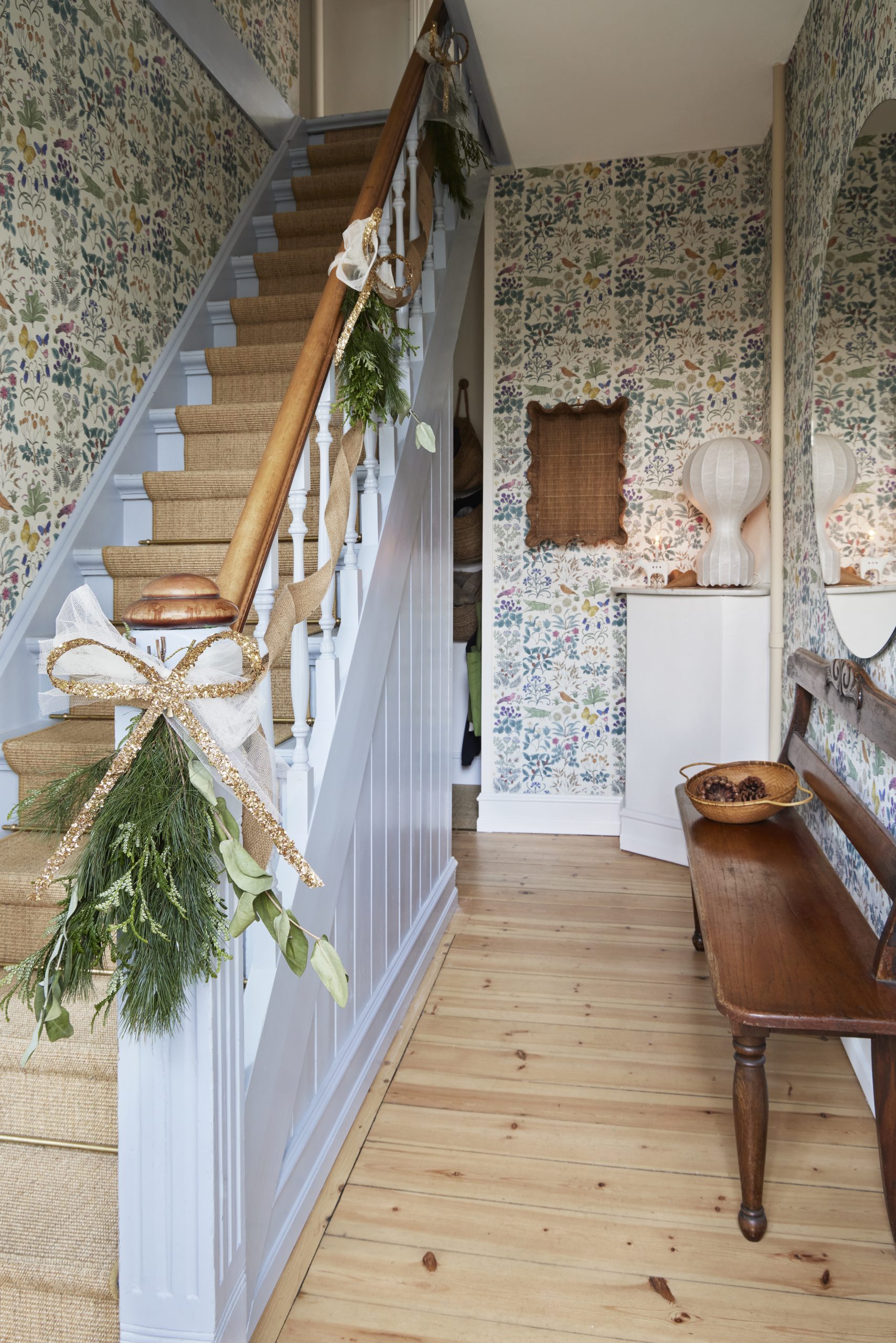 Sløjfer som julepynt: 14 idéer til julen '24s store trend | woman.dk