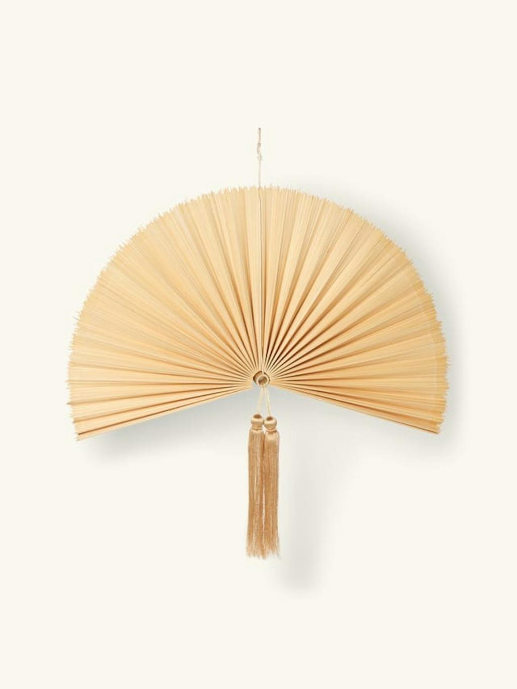 Væghængt bambusvifte er gået viralt på TikTok | woman.dk