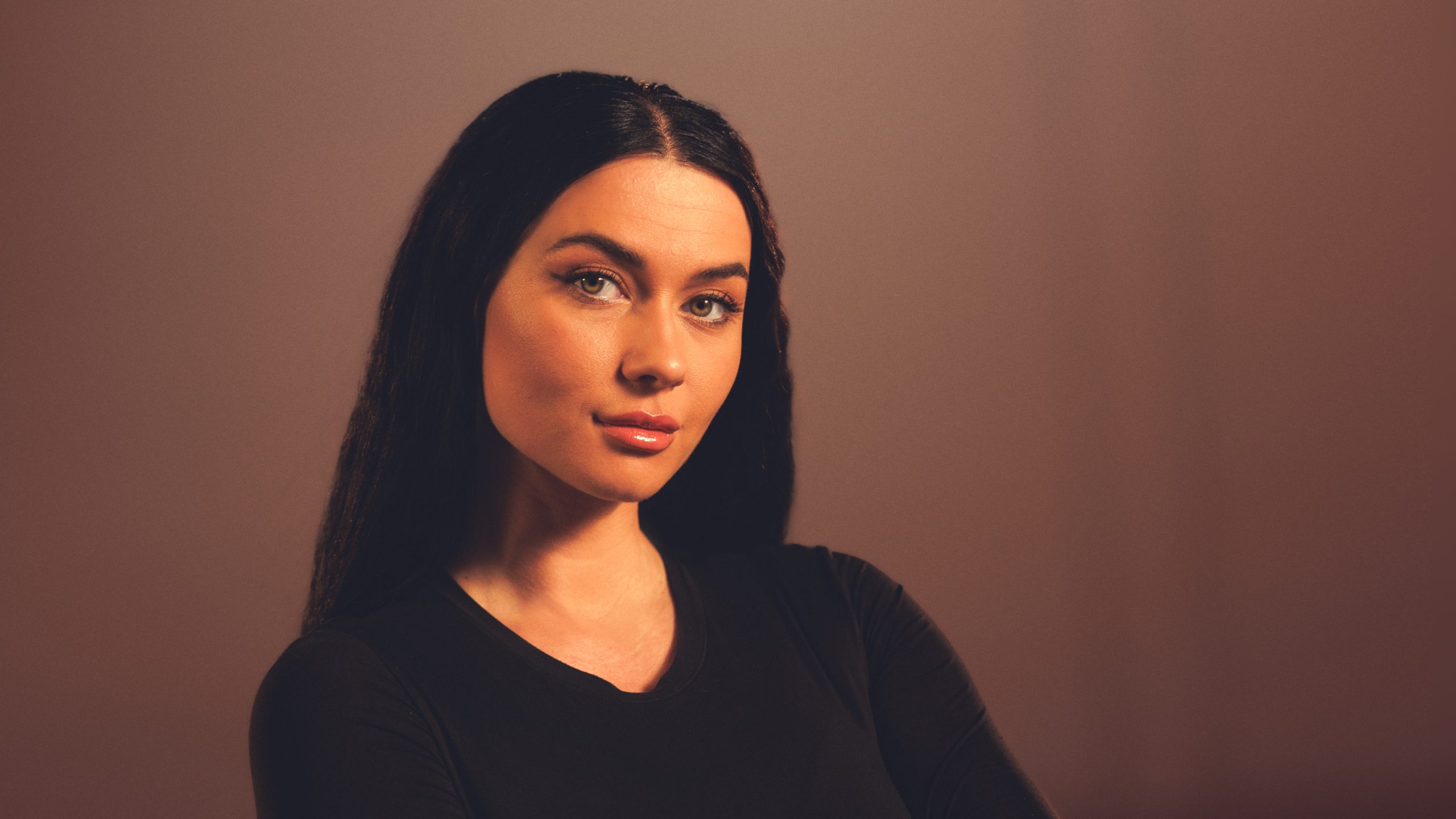 'Spillet' 2025: Her er de 12 kendte deltagere | woman.dk