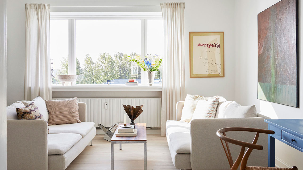 Lejligheden kom til salg torsdag, lørdag så Lone den, mandag skrev hun ...