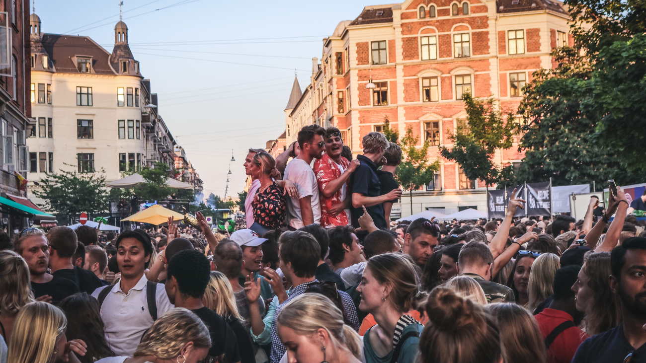 Distortion 2026: Se programmet for Københavns største gadefest | woman.dk
